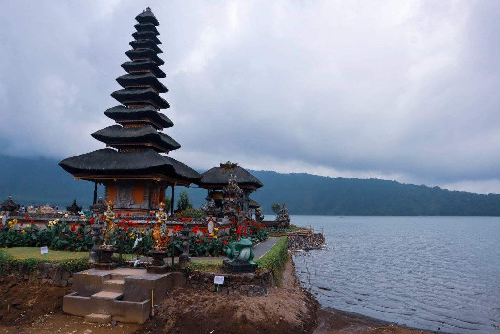 Hai in Bali! Zboruri de la 380 euro/persoana, dus intors - Haihui in ...